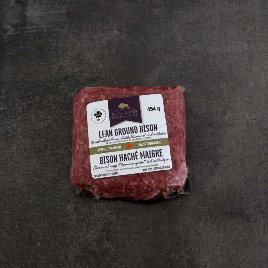 Bison Lean Ground - La Ferme Black River Game Farm